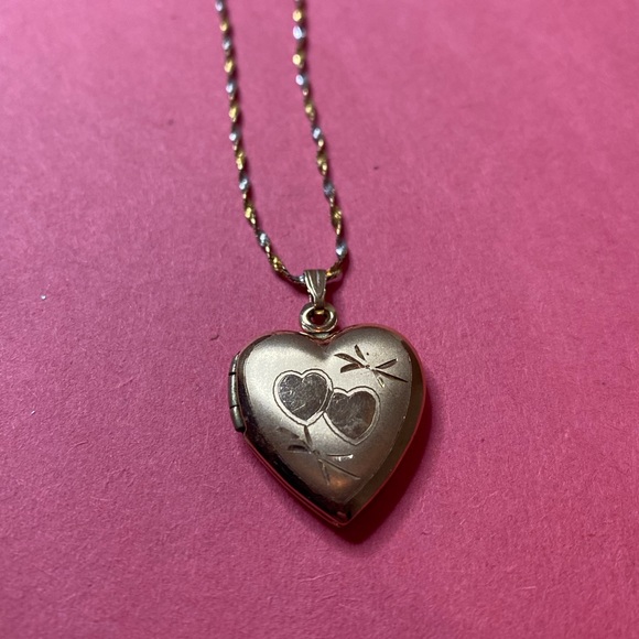 Jewelry | Gold Heart Locket Opens To Put Photo Inside | Poshmark